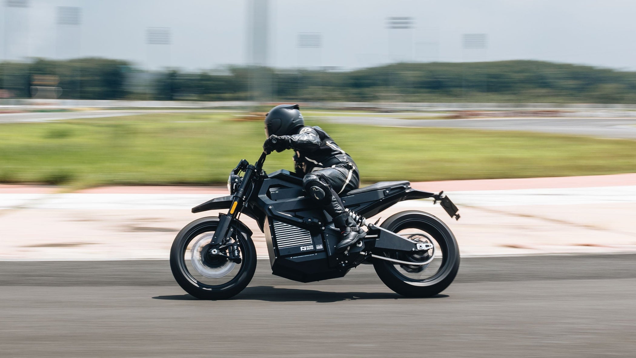 Electric motorcycles from Vietnam – NUEN MOTO